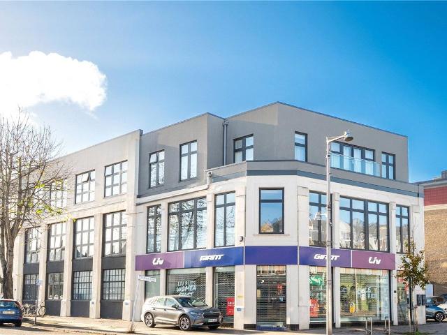 Radnor Road, Twickenham TW1, 1 bed flat to rent, £1,700 pcm | PrimeLocation