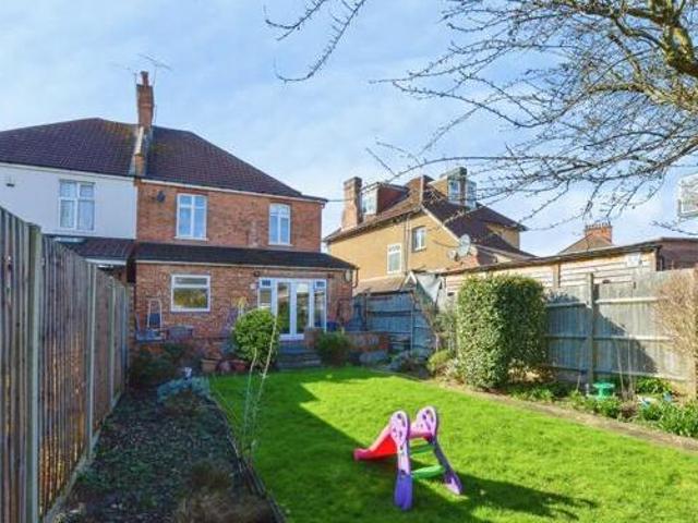 Radnor Road, Harrow, 3 Bedroom Maisonette