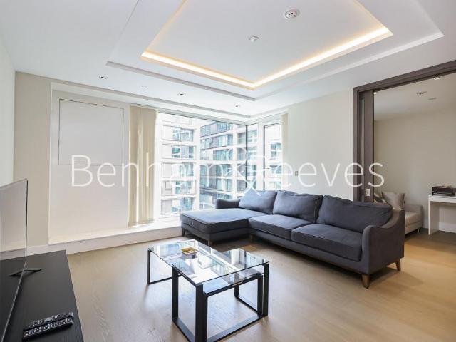 Radnor Terrace, Kensington W14 3 bed apartment to rent £6,392 pcm £1,475 pw