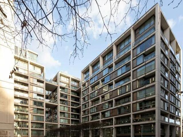 Radnor Terrace, London, 2 Bedroom Flat