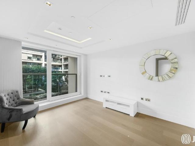 Radnor Terrace London W14 1 bed flat to rent £3,142 pcm £725 pw