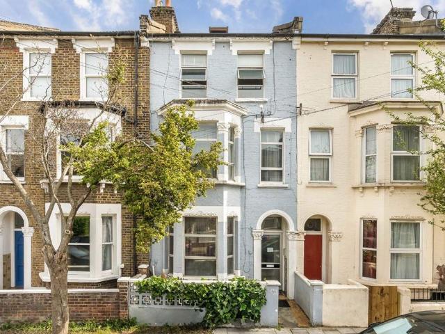 Raeburn Street, London SW2 1 bed flat to rent £2,250 pcm £519 pw