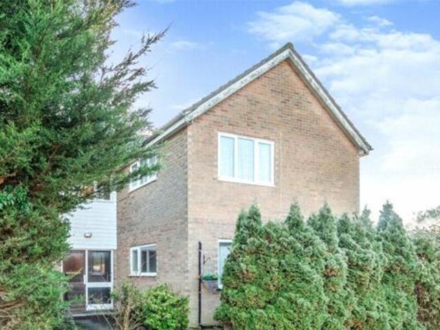Raedwald Drive, Bury St. Edmunds, Studio Flat For