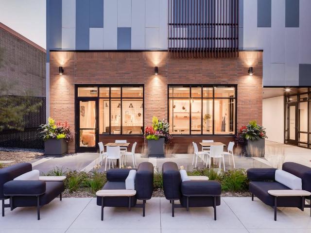 Rafter 2 Bedroom Apartment for Rent at 333 E Hennepin Ave, Minneapolis, MN 55414 Nicollet Island