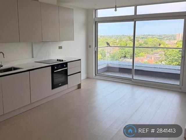 Raffles House, London, NW4 2 bed penthouse to rent £2,200 pcm £508 pw