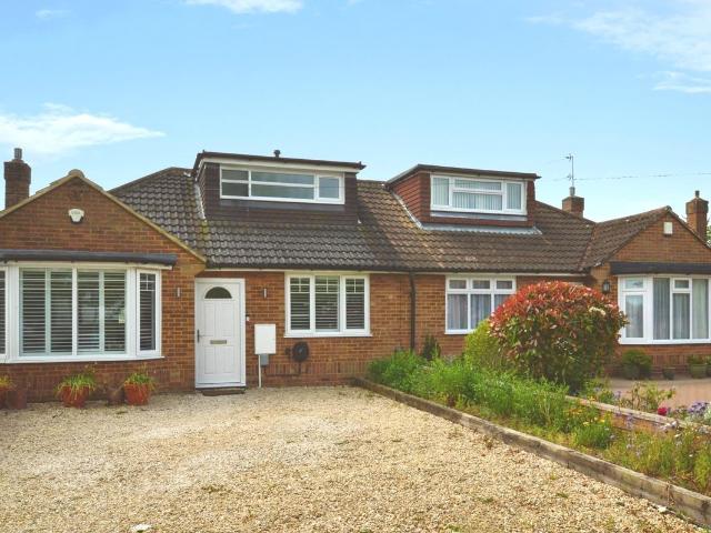 Ragged Hall Lane, Chiswell Green AL2, 4 bed semi detached house to rent, £3,650 pcm | PrimeLocation