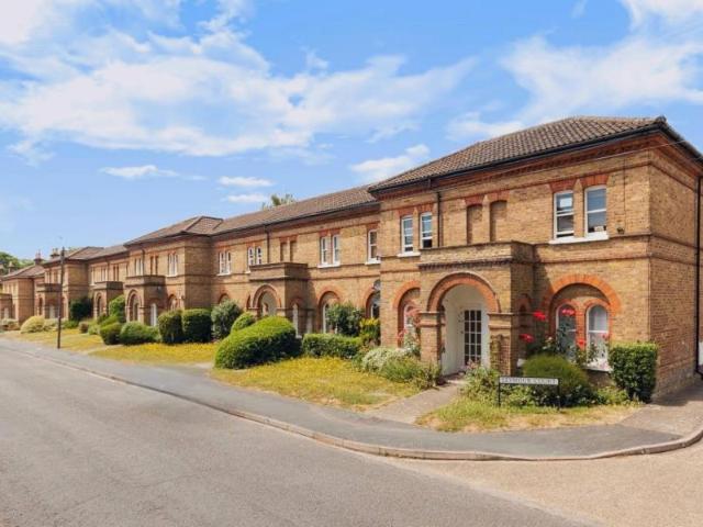 Raglan Road, Woking 1 bedroomProperty for lettings Seymours