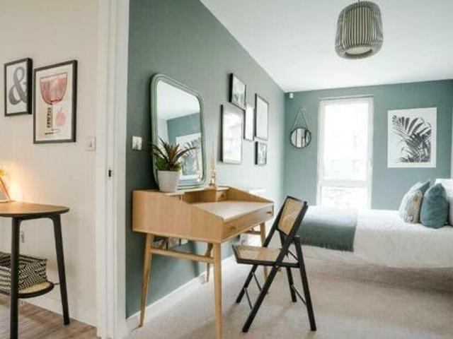 Railings, Middlewood Locks, 2 Bedroom Apartment