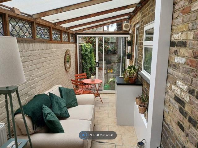 Railmans Rest, Faversham ME13, 1 bed flat to rent, £1,140 pcm | PrimeLocation