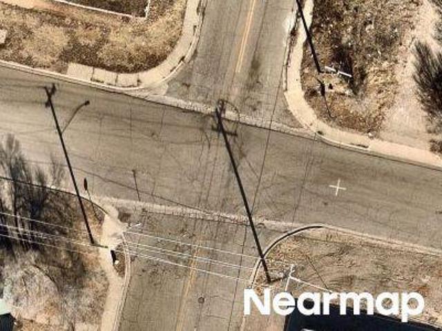 Railroad Ave