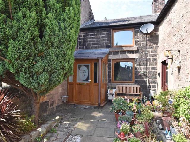Railway Road, Adlington, Chorley PR6, 1 bed cottage to rent, £750 pcm | PrimeLocation