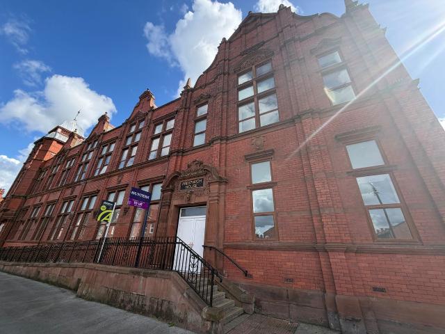 Railway Road, Leigh WN7, 2 bed flat to rent, £825 pcm | PrimeLocation