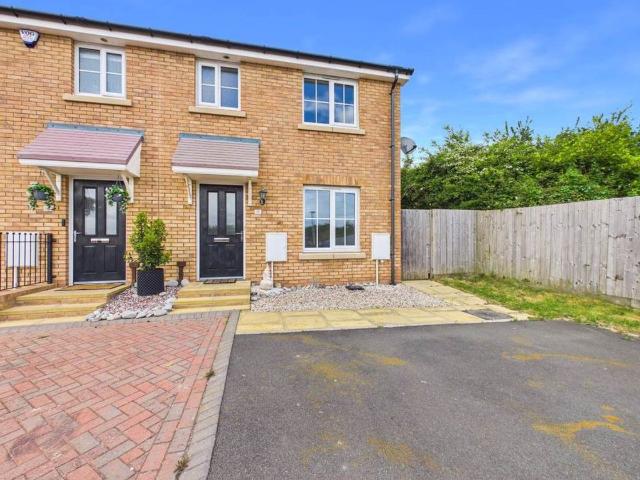 Railway Road, Rhoose, Vale Of Glamorgan CF62, 3 bed property to rent, £1,150 pcm | PrimeLocation