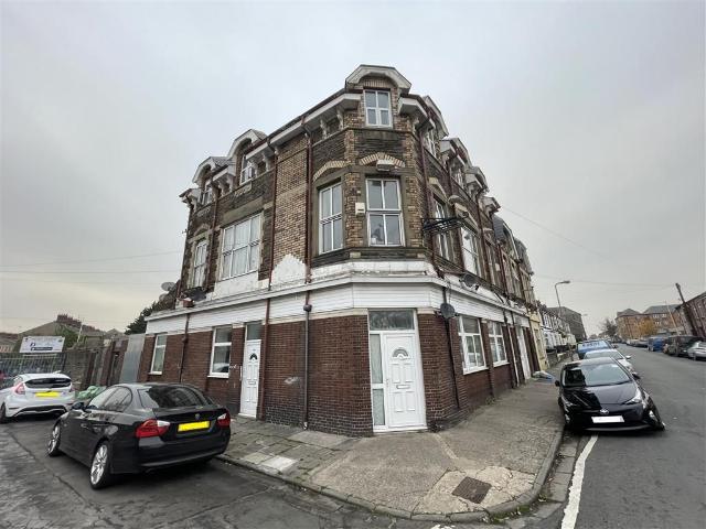 Railway Street, Cardiff CF24, 2 bed flat to rent, £850 pcm | PrimeLocation