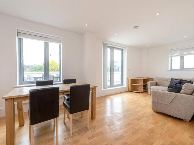 Railway Street, London N1 2 bed apartment to rent £3,466 pcm £800 pw