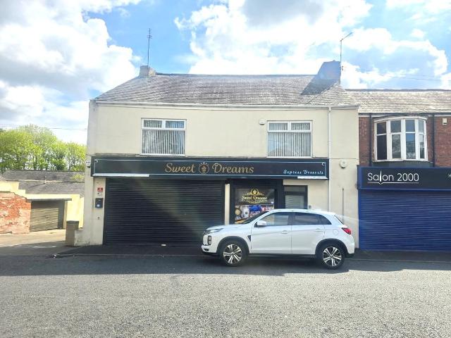 Railway Terrace, Washington NE38, 2 bed flat to rent, £700 pcm | PrimeLocation