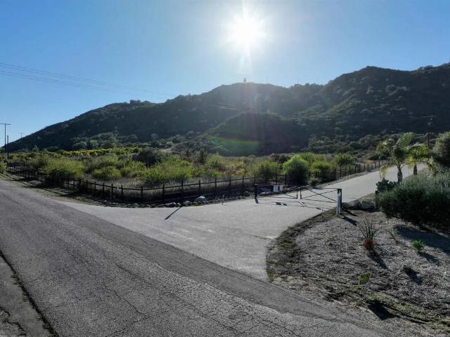 Rainbow Peaks, Fallbrook, CA 92028 | MLS #NDP2510