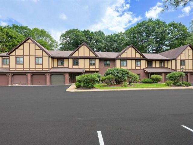 Rainbow Pond Dr Apt B, Walpole, Condo For Sale