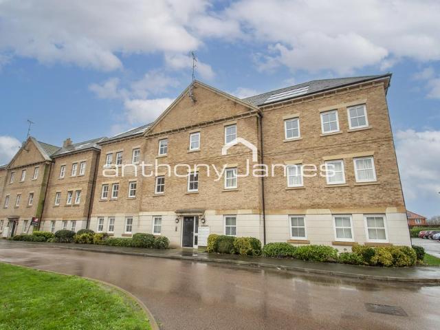 Rainbow Road, Erith DA8 2 bed flat to rent £1,600 pcm £369 pw