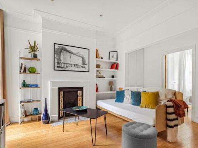 Rainbow Street, London, 2 Bedroom Ground