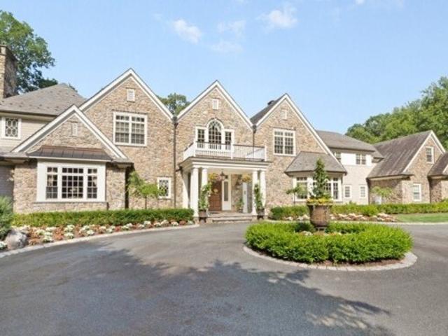 Rainetree Rdg, Mendham Township, Home For Sale