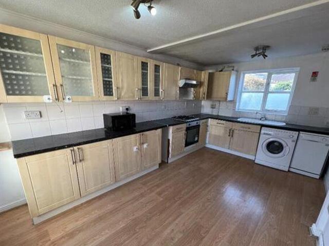 Rainham, Collingwood Road, Havering, 6 Bedroom Detached