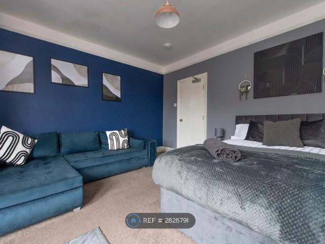 Rainham Road, Gillingham ME7, Room to rent, £600 pcm | PrimeLocation
