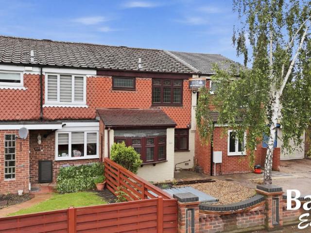 Rainham Road North, Dagenham RM10, 1 bed terraced house to rent, £2,100 pcm | PrimeLocation