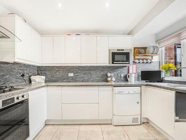 Rainham Road North, Dagenham RM10, 3 bed terraced house to rent, £2,250 pcm | PrimeLocation