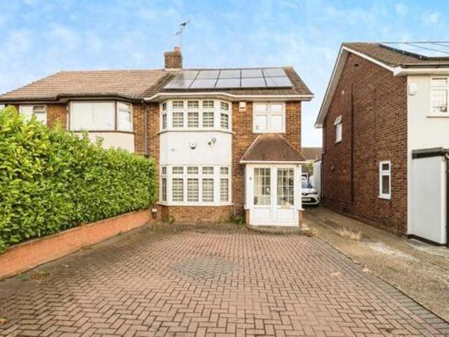 Rainham Road, Rainham, 3 Bedroom Semi detached