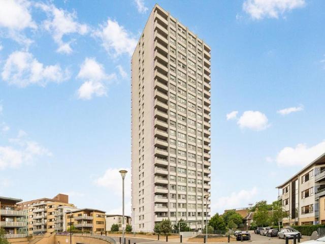Rainhill Way, London E3 2 bed flat to rent £2,300 pcm £531 pw