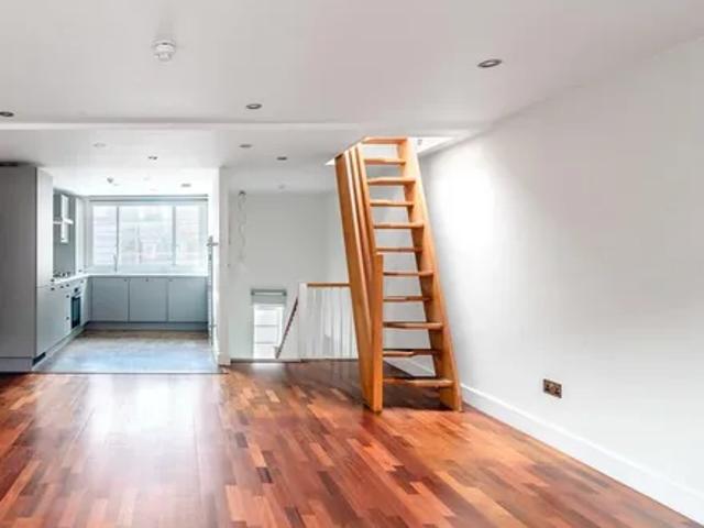 Rains, Earlham Street, London, WC2H 9LG, United Kingdom | 2 bed duplex for rent #140397707 | Rentberry