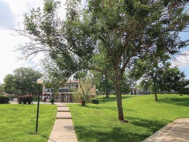 Raintree Apartments Studio Apartment for Rent at 3500 Sw 29th St, Topeka, KS 66614