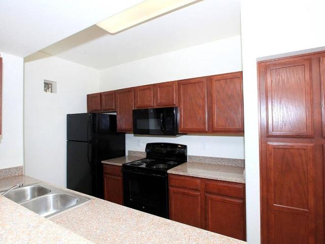 Raintree Apartments 2 Bedroom Apartment for Rent at 2400 E Llano Estacado Blvd, Clovis, NM 88101