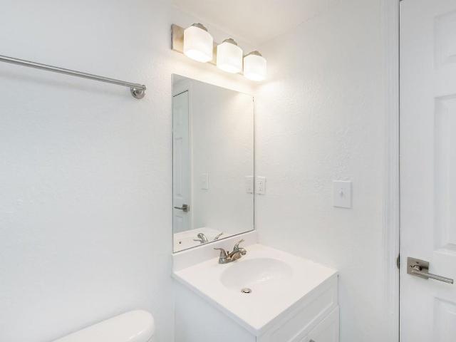 Raintree Park 2 Bedroom Apartment for Rent at 12710 English Hills Ct, Tampa, FL 33617