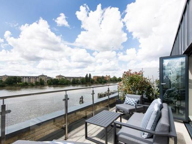 Rainville Road, London, 3 Bedroom Town