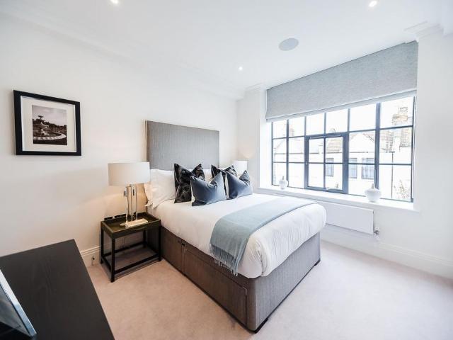 Rainville Road, London, W6 2 bed apartment to rent £4,181 pcm £965 pw