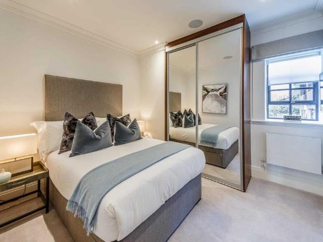 Rainville Road, London W6 2 bed flat to rent £4,116 pcm £950 pw