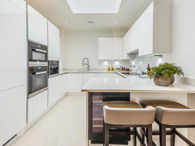 Rainville Road, London W6 2 bed flat to rent £4,333 pcm £1,000 pw
