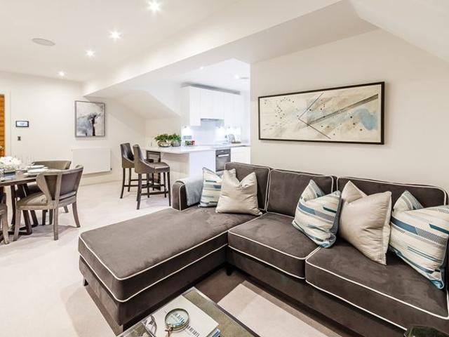 Rainville Road, London W6, 2 bed flat to rent, £6,002 pcm | PrimeLocation