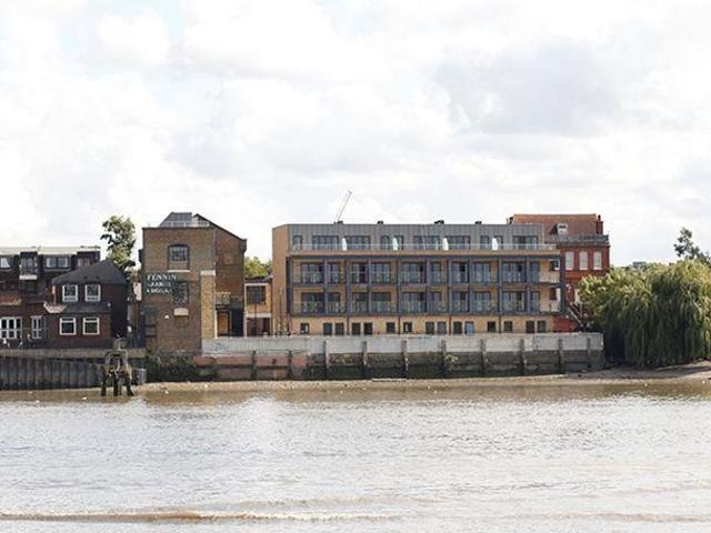 Rainville Road, London W6 2 bed penthouse to rent £5,893 pcm £1,360 pw