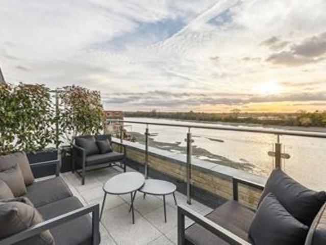 Rainville Road, Palace Wharf. 3 bed townhouse to rent £12,176 pcm £2,810 pw