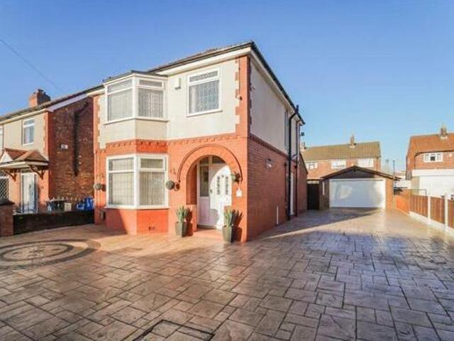 Rake Lane, Swinton, 3 Bedroom Detached