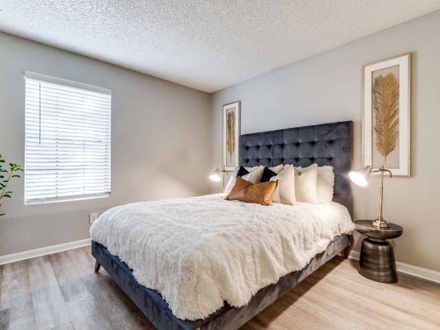 Raleigh At Towne Crossing 1 Bedroom Apartment for Rent at 2305 Driftwood Dr, Mesquite, TX 75150