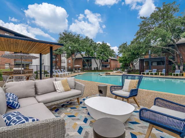 Raleigh At Towne Crossing 2 Bedroom Apartment for Rent at 2305 Driftwood Dr, Mesquite, TX 75150