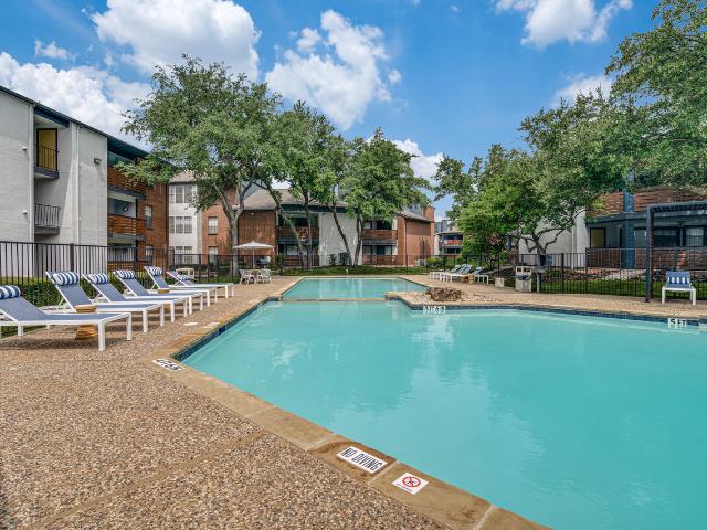 Raleigh At Towne Crossing 2 Bedroom Apartment for Rent at 2305 Driftwood Dr, Mesquite, TX 75150