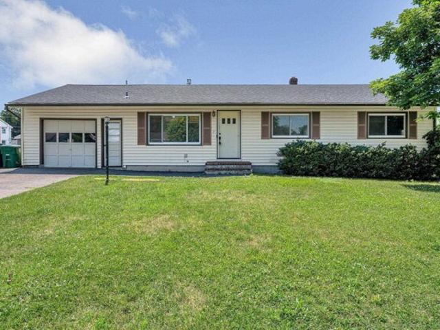 Raleigh Dr, Nashua, Home For Sale