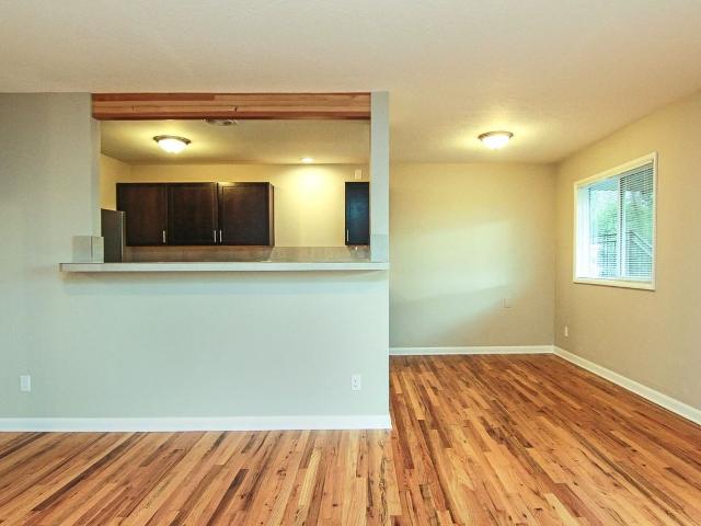 Raleigh Heights 2 Bedroom Apartment for Rent at 8805 Sw Cashmur Ln, Raleigh Hills, OR 97225 Raleigh Hills
