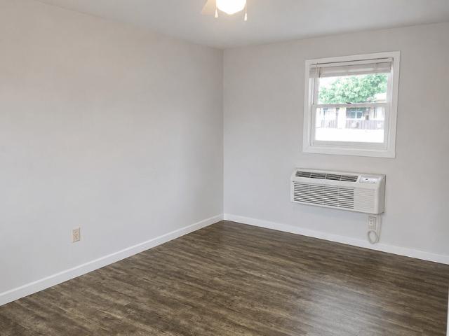 Rapids Studio Apartments