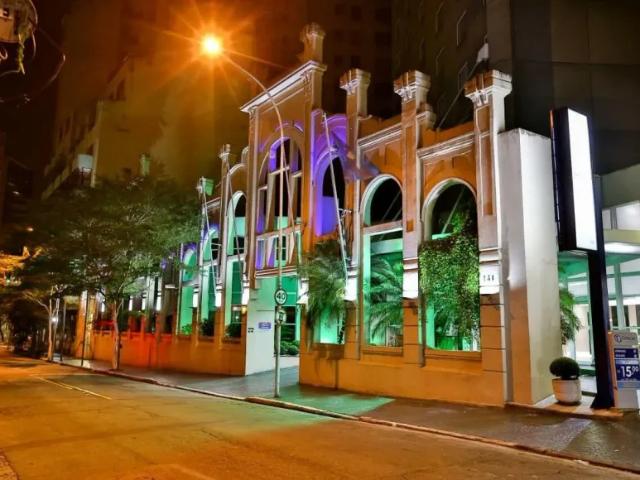 Rarus Flats Apartamento para venda Edifício Slaviero Downtown